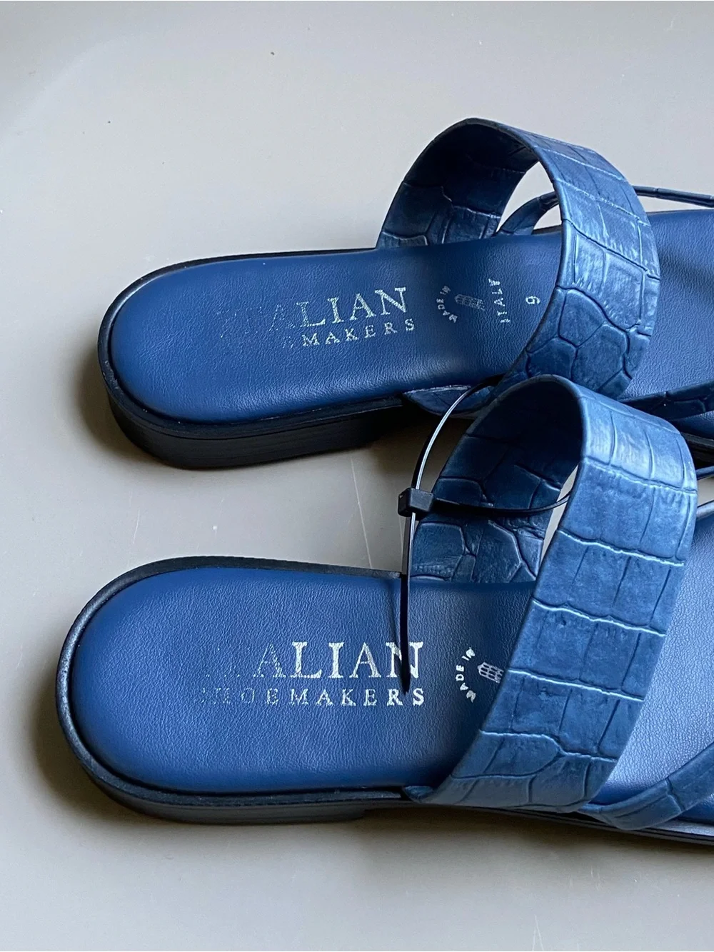 Italian Shoemakers | Shoes | Italian Shoemakers Blue Crocembossed ...